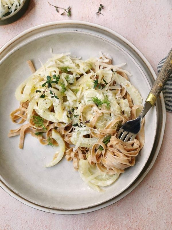 Vegetarische pasta met venkel en citroen