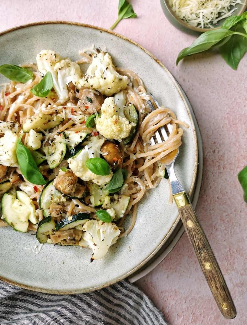 Vegetarische pasta carbonara met een gezonde twist