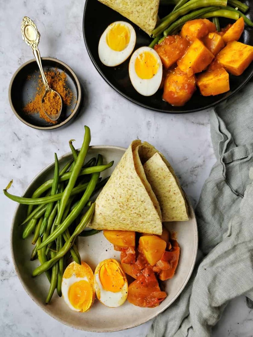 Vegetarische Surinaamse roti met ei